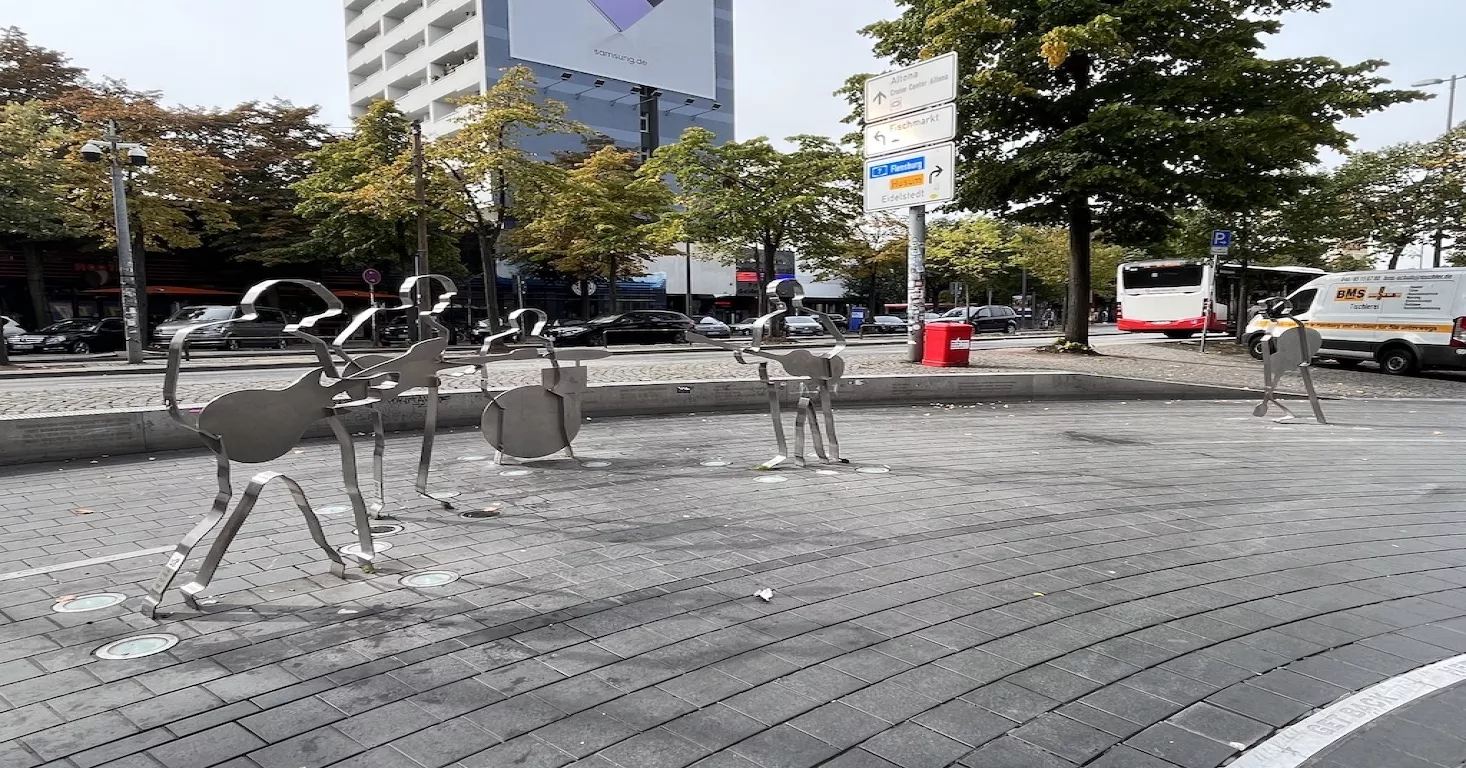 Beatles-Platz Hamburg ⇒ Besonderheiten & Sehenswürdigkeiten vor Ort